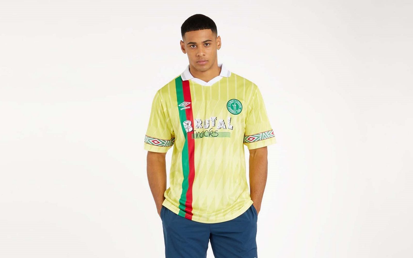 Il kit 'Guyana' di Loyle Carner in collaborazione con Umbro