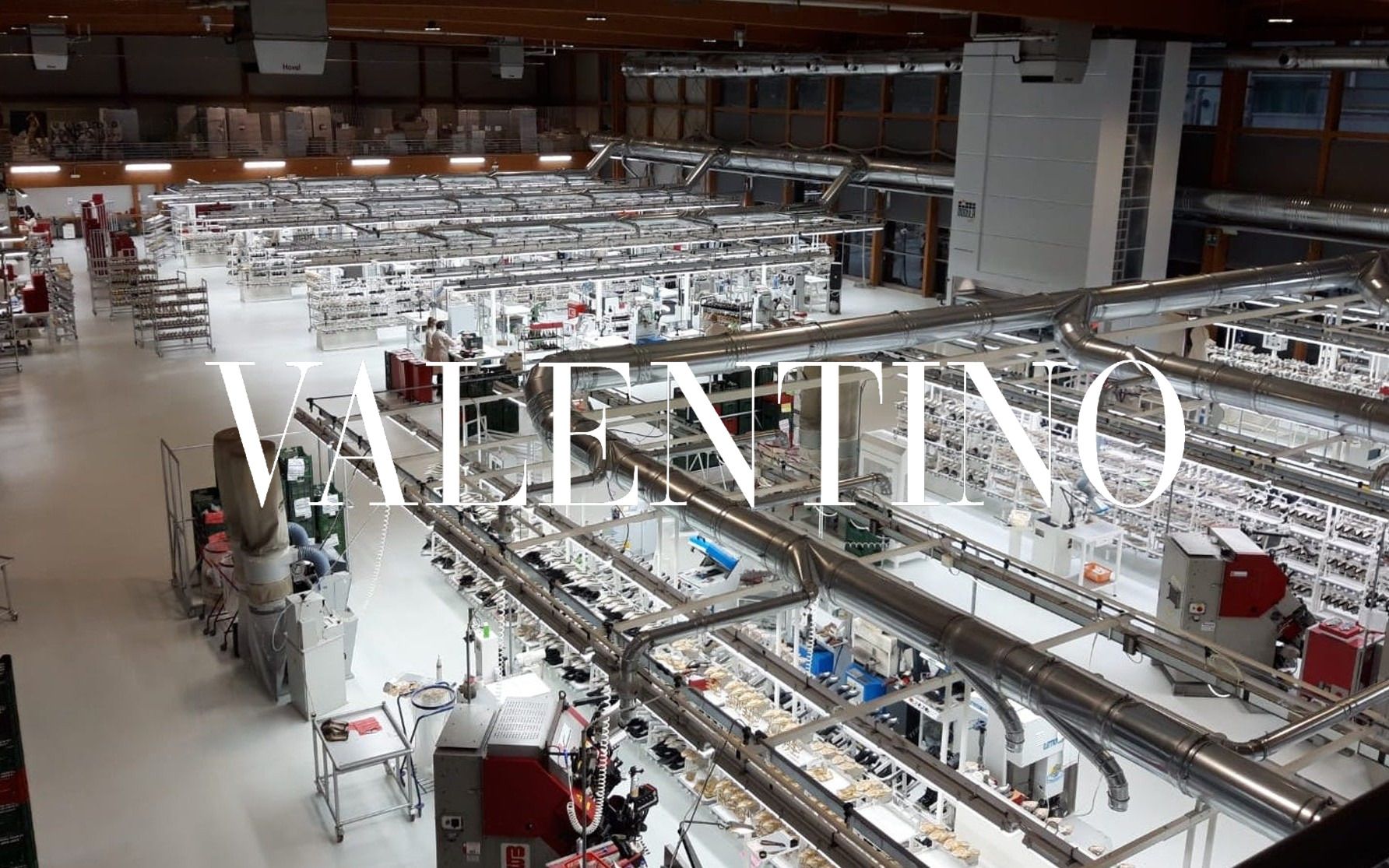 A fire destroyed the Tuscan factory in Valentino