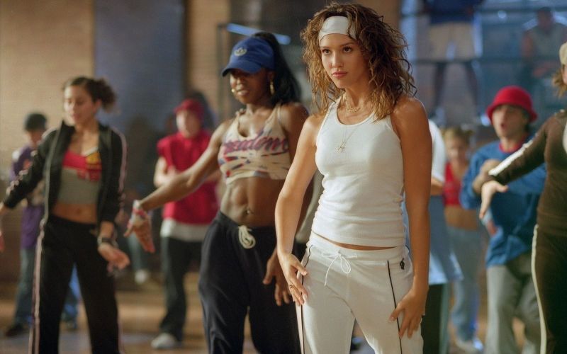 Jessica Alba’s best outfits on set