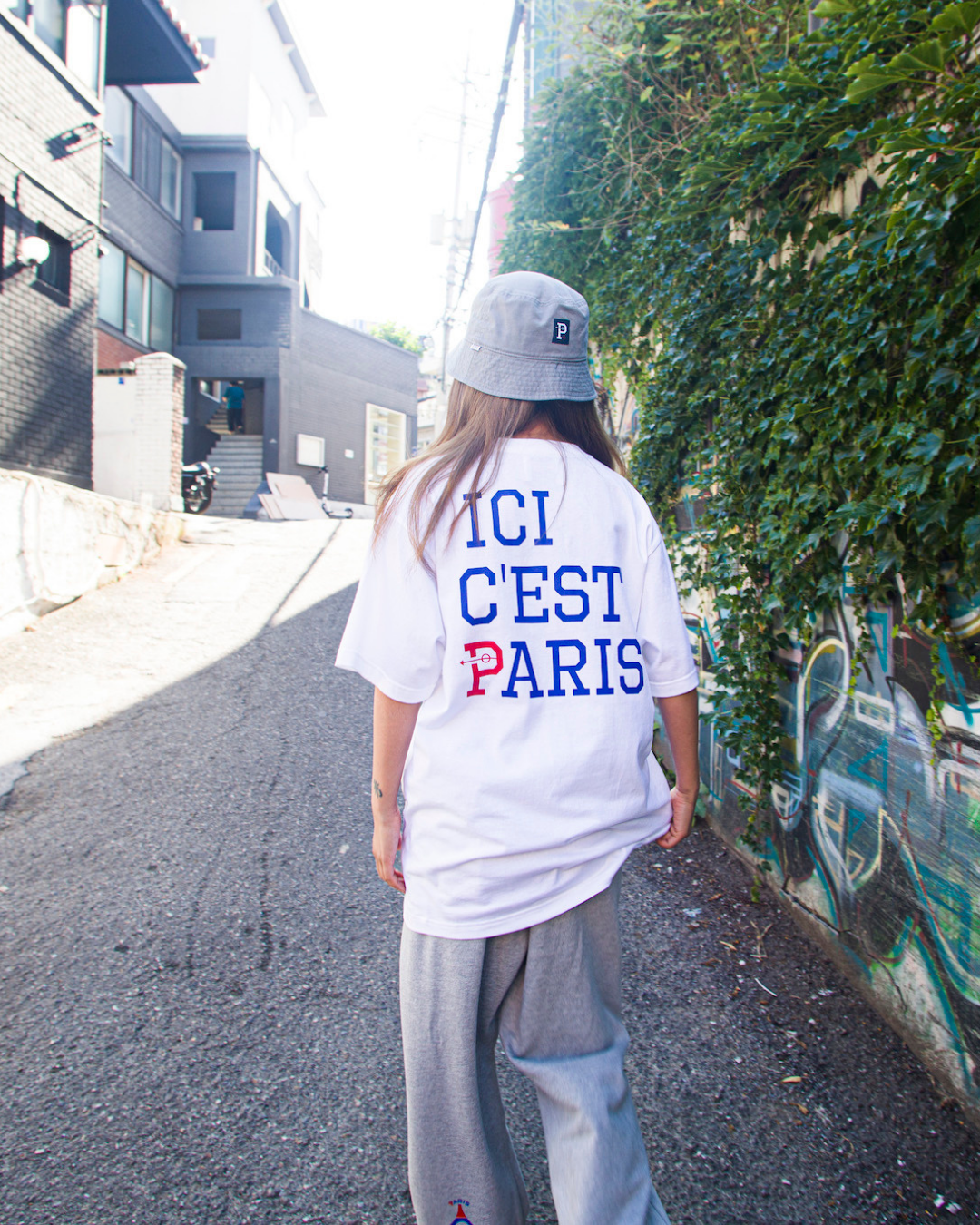"SUMMER BLUE", the new capsule collection by Over The Pitch x PSG - nss ...