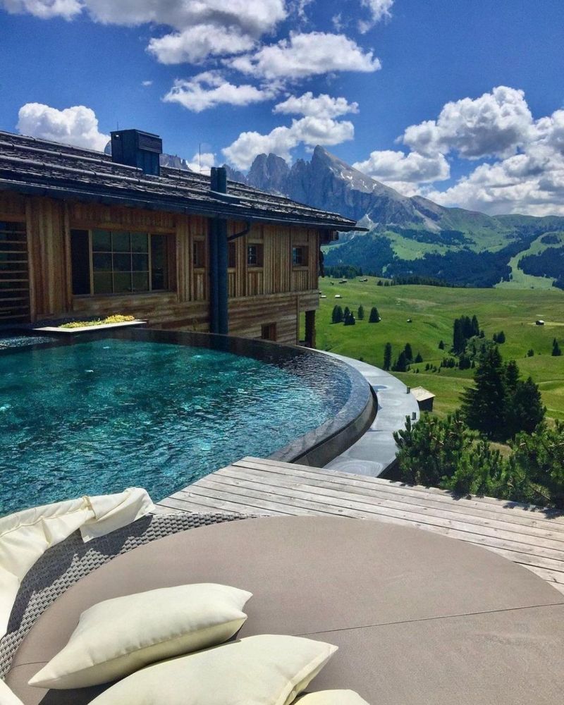 Italian Spas to Visit Upon Your Return from Vacation