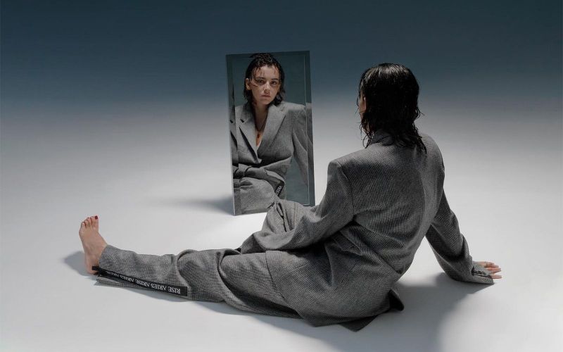 Ariete is just Arianna singing and growing with her project