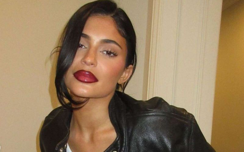 How to recreate "vampire lips", new trend from TikTok