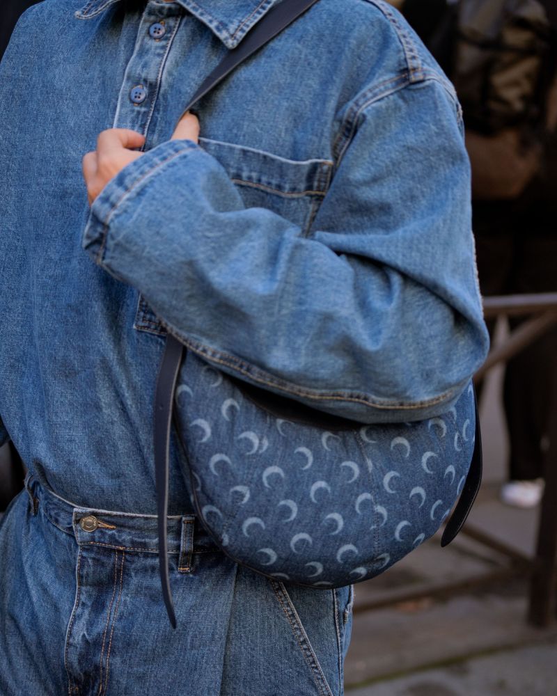 Calvin Klein presents the latest FW18 campaign "Together in denim"