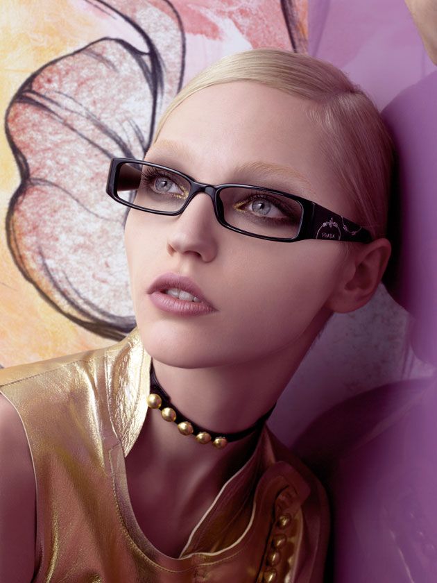 Welcome Back Bayonetta Glasses