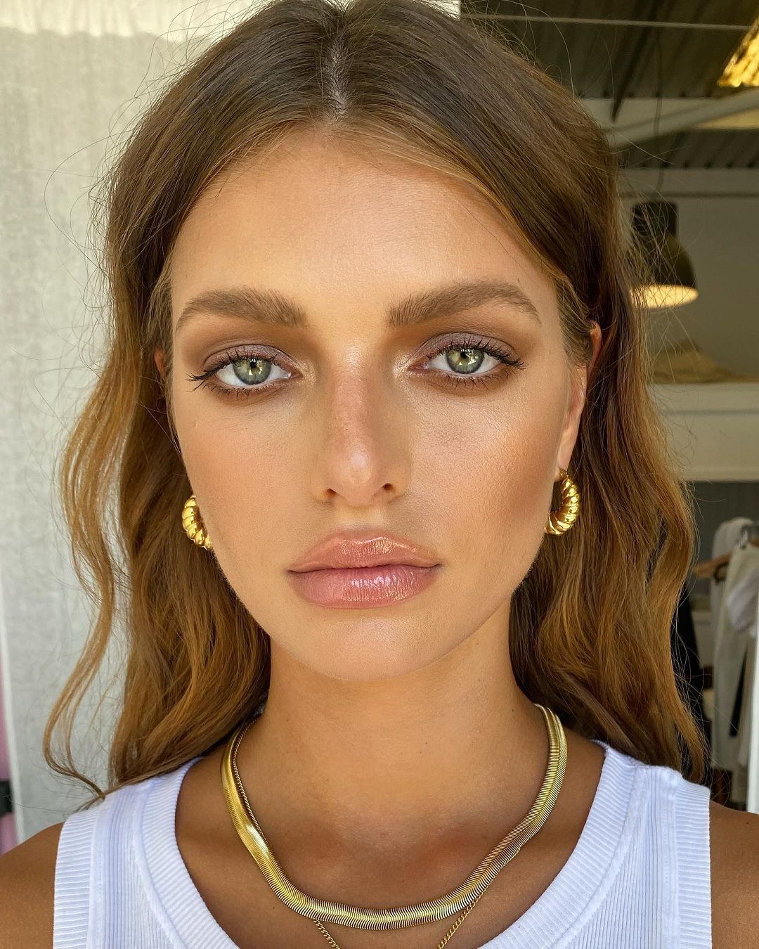Latte makeup is the beauty trend of the summer