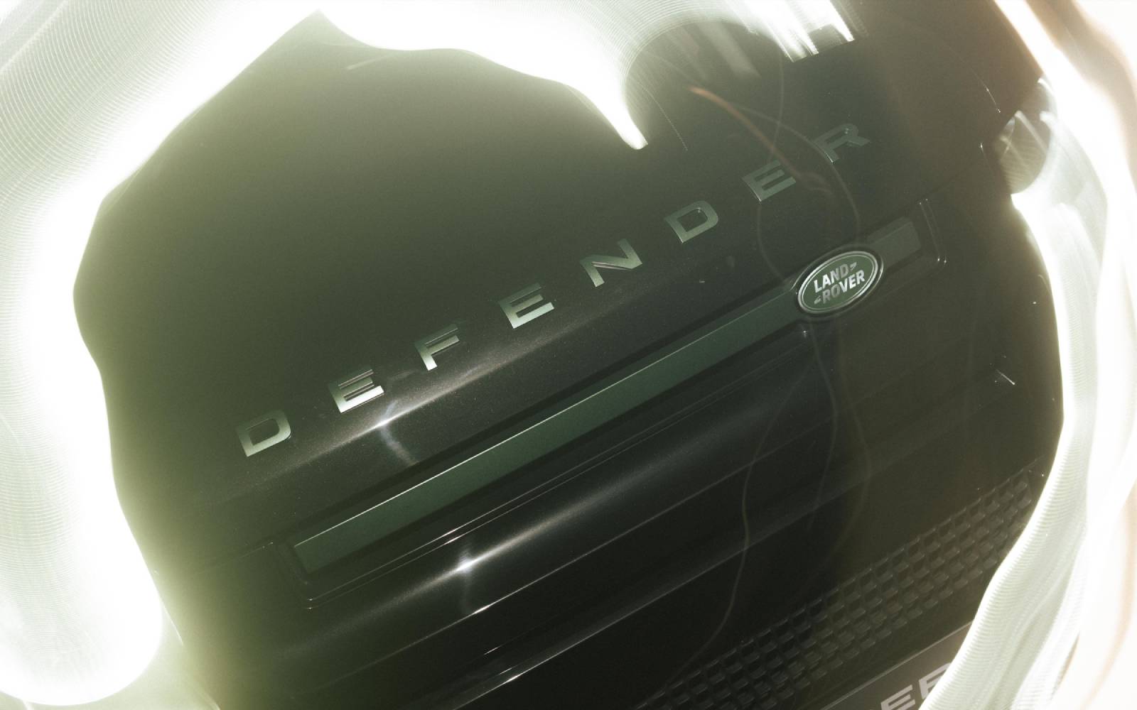 Jaguar Land Rover: Defender SW11 Limited Edition