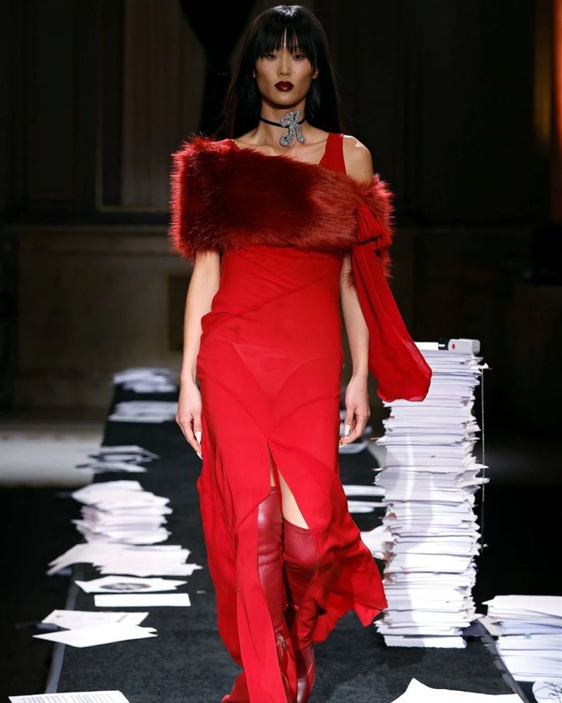 The history and the aesthetics of Hysteric Glamour