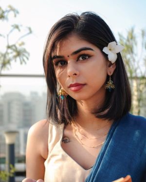 Poetry: female poets you should know - nss G-Club