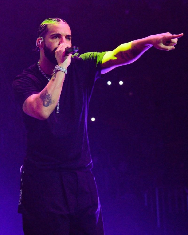 Drake : nouveau titre avec des voix de 2Pac et Snoop Dogg - nss france