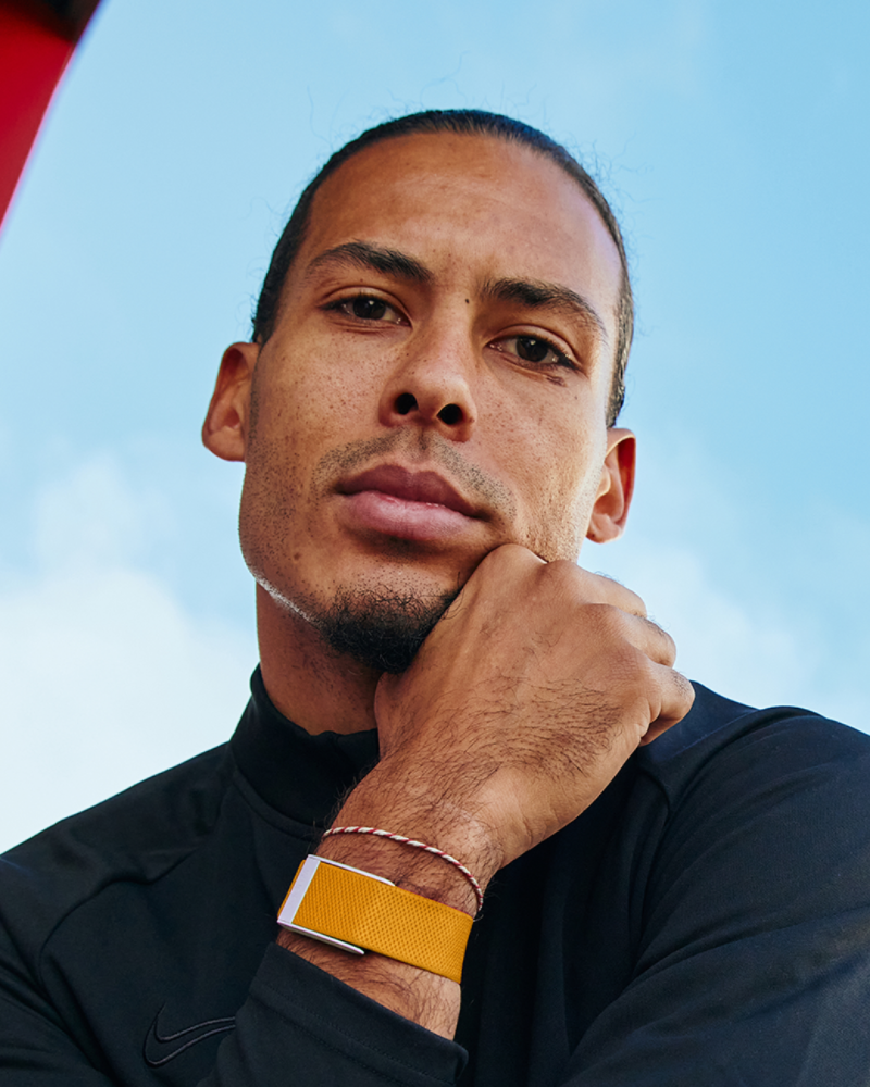 What is the Whoop wristband and why do football players use it? - nss ...