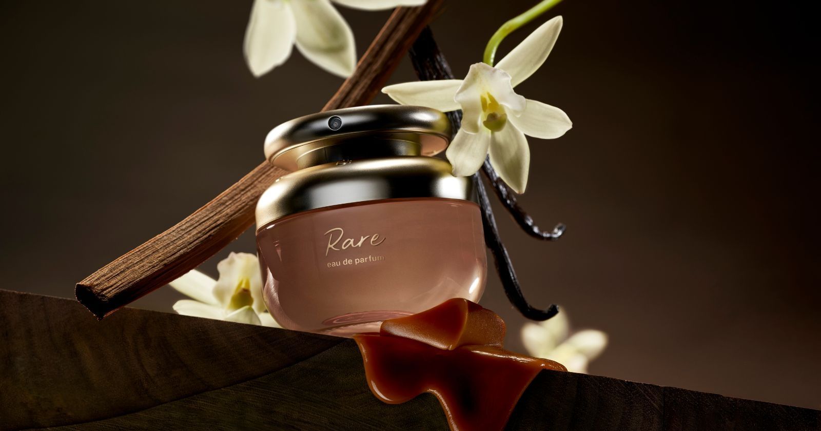 Rare Beauty: il nuovo profumo si chiama Rare Eau de Parfum - nss G-Club