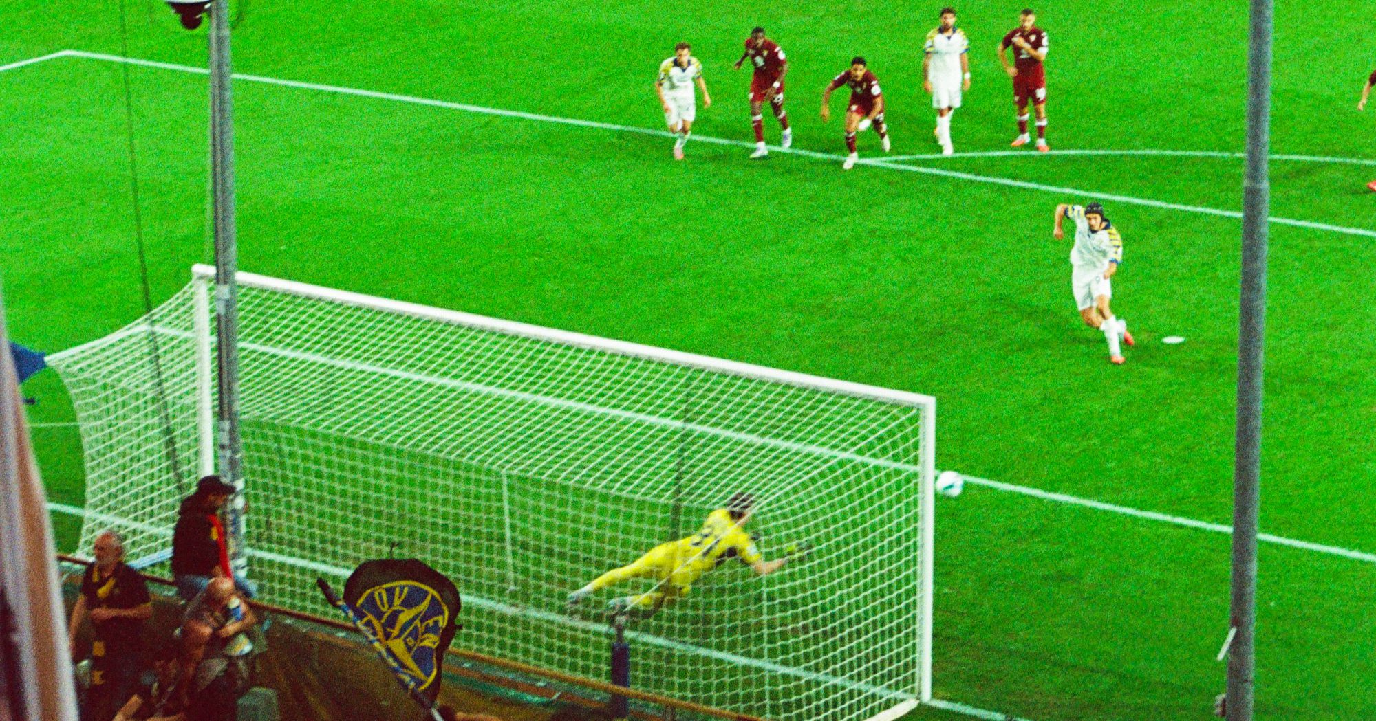 Parma & PUMA: the iconic 1995/96 kit reborn for 30 years of partnership ...