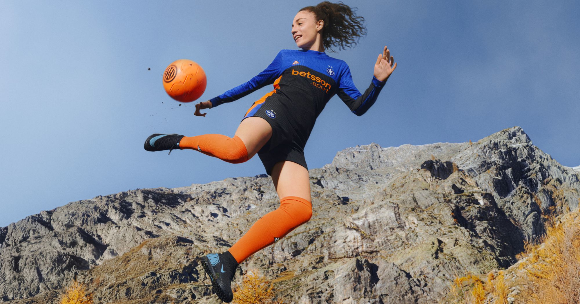 Nike ACG x Inter: the 2025/26 fourth kit makes its debut - nss sports