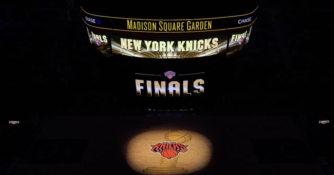 Why Are the New York Knicks Called the Knicks? Name, Logo & Colors ...